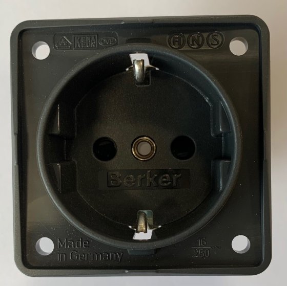 BERKER Dutch Socket : Pennine Leisure Supplies