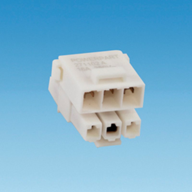Mains 240V C-Line Socket Splitter : Pennine Leisure Supplies
