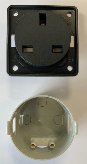 BERKER 13 Amp Socket c/w Back Box : Pennine Leisure Supplies