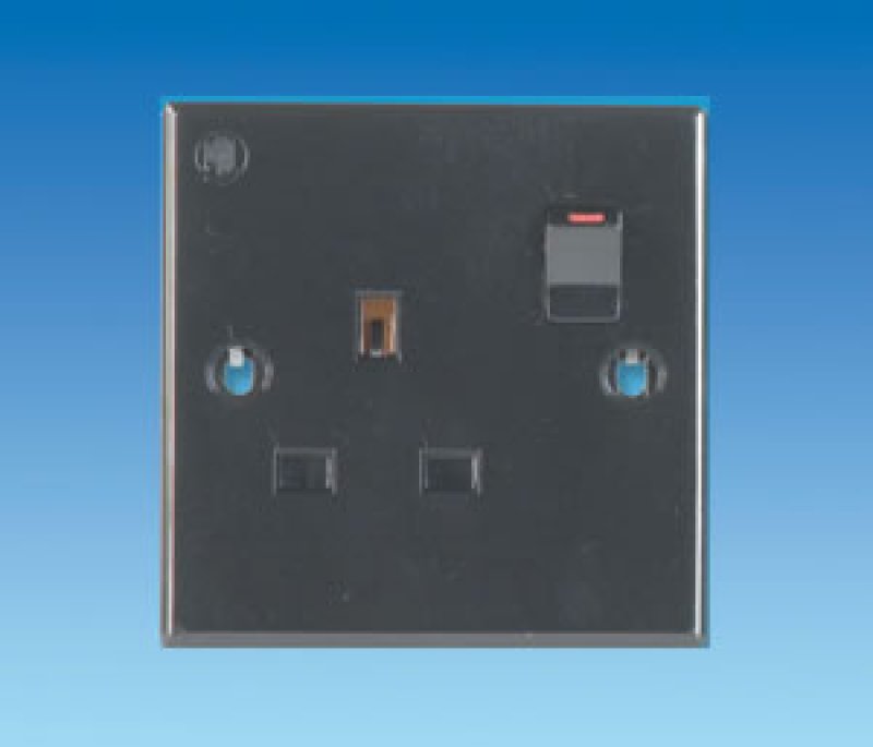 Black 13 Amp Socket : Pennine Leisure Supplies